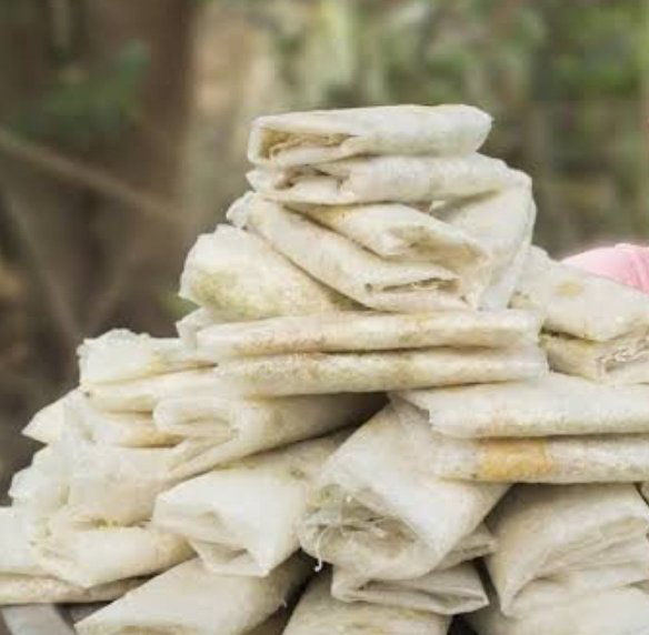 Atreyapuram Pootharekulu coated with sugar /Jaggery / Bellam / Dry ...